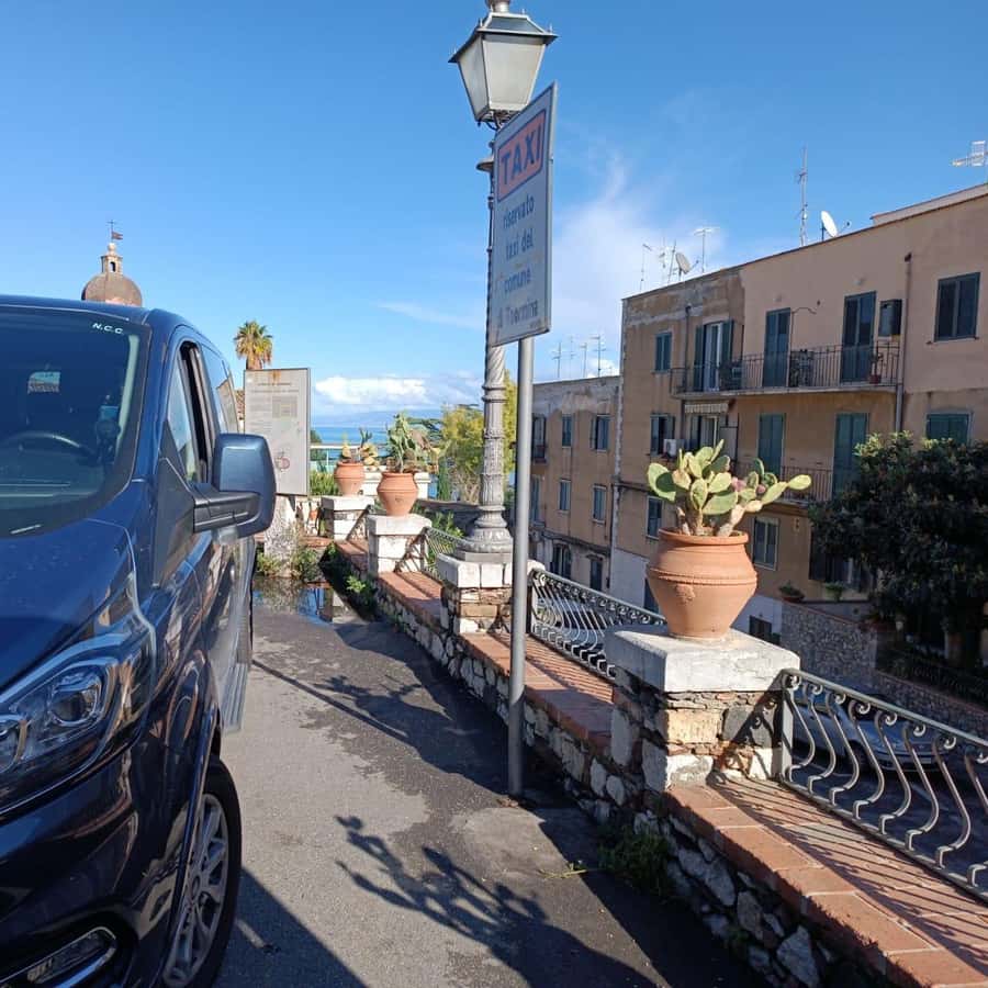 POZZALLO: Taxi Transfer service from Pozzallo to Catania | GetYourGuide