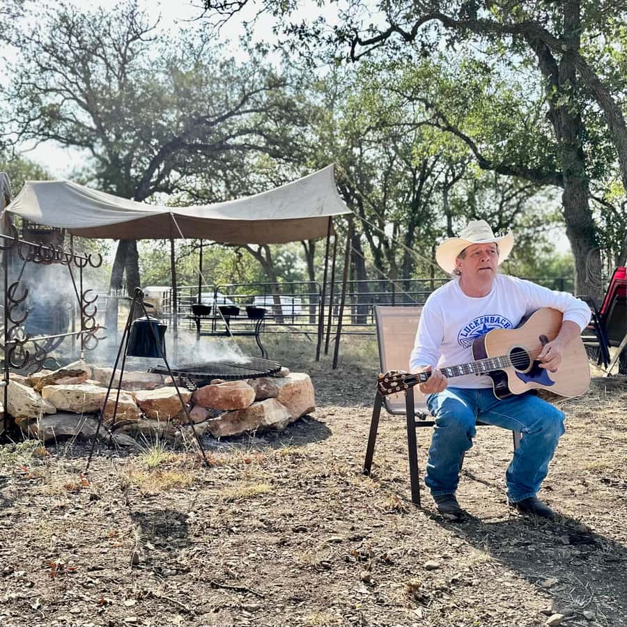 Bandera: Ol' West Chuckwagon Breakfast & Ride | GetYourGuide