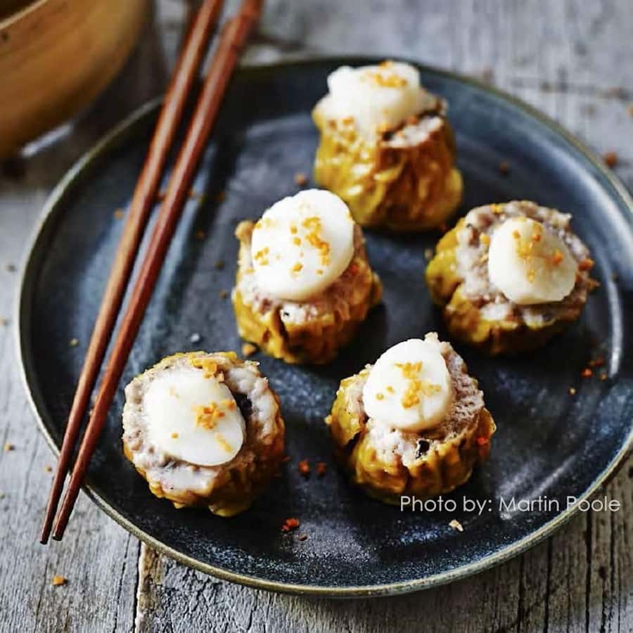 London: Dim Sum and Bao Cooking Class with Wine | GetYourGuide