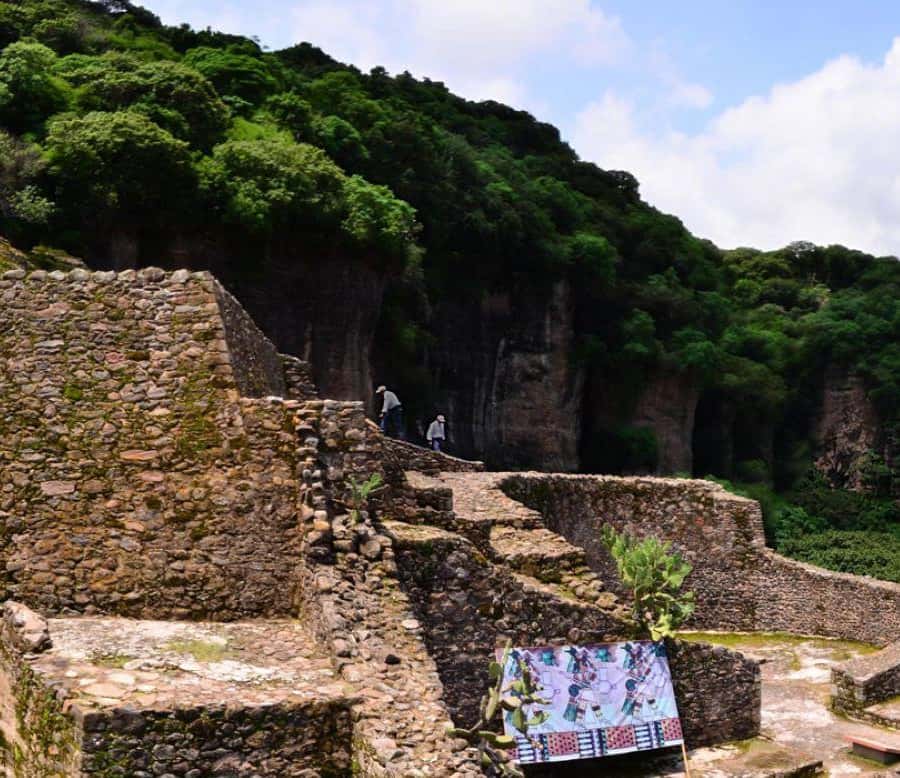 Ciudad de México: Excursión Cultural Malinalco y Chalma | GetYourGuide