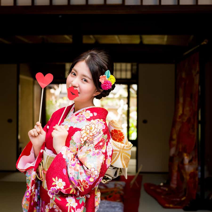 Kyoto: Photoshoot in a traditional Machiya House in Kimono | GetYourGuide