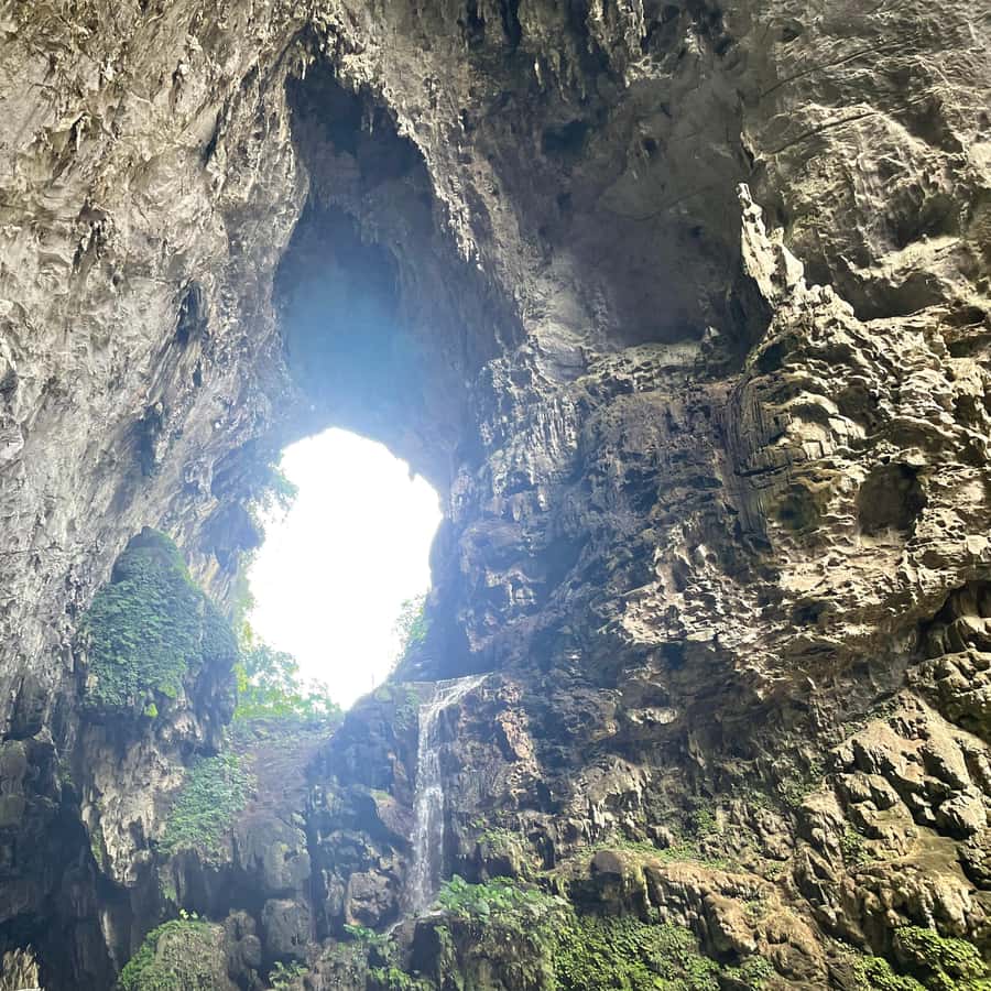 Guangzhou to Yingxi Corridor and Cave Fairland PRI Day Tour | GetYourGuide