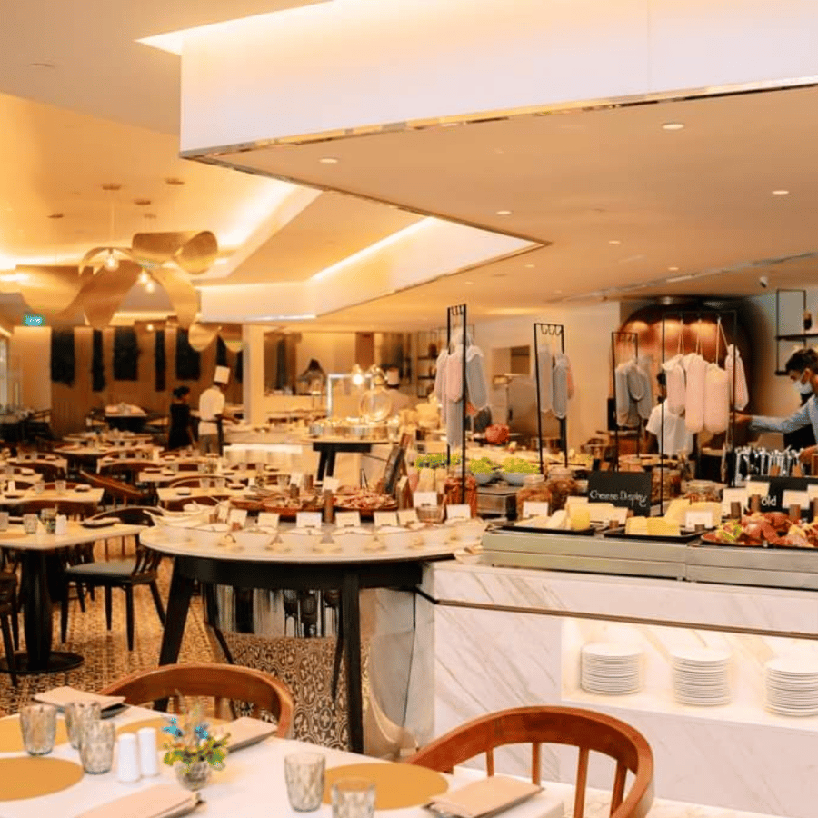 Colombo: Cinnamon Life Grand Buffet with Beverage | GetYourGuide