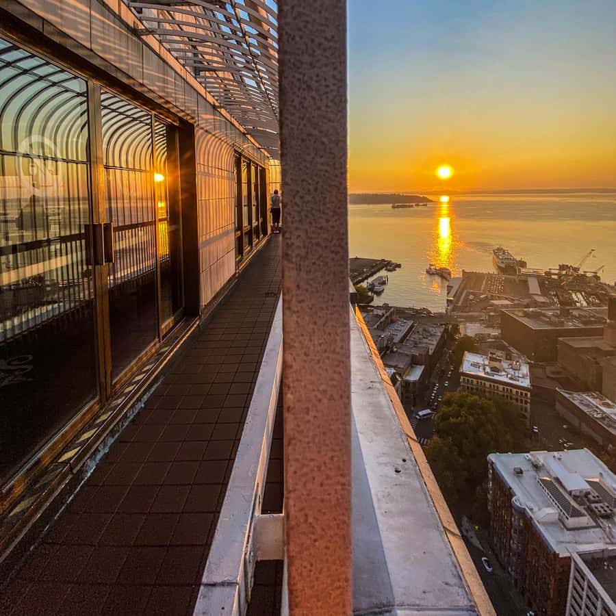Seattle: Smith Tower Observatory Access Ticket | GetYourGuide