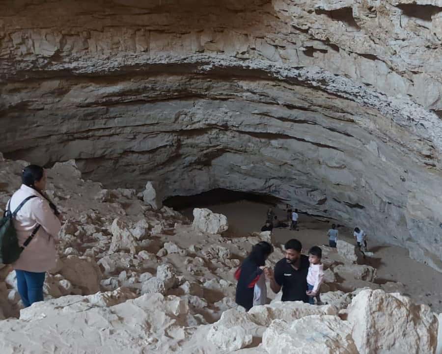 DOHA: A visit to the Singing Dunes & the Misfir Sink hole | GetYourGuide