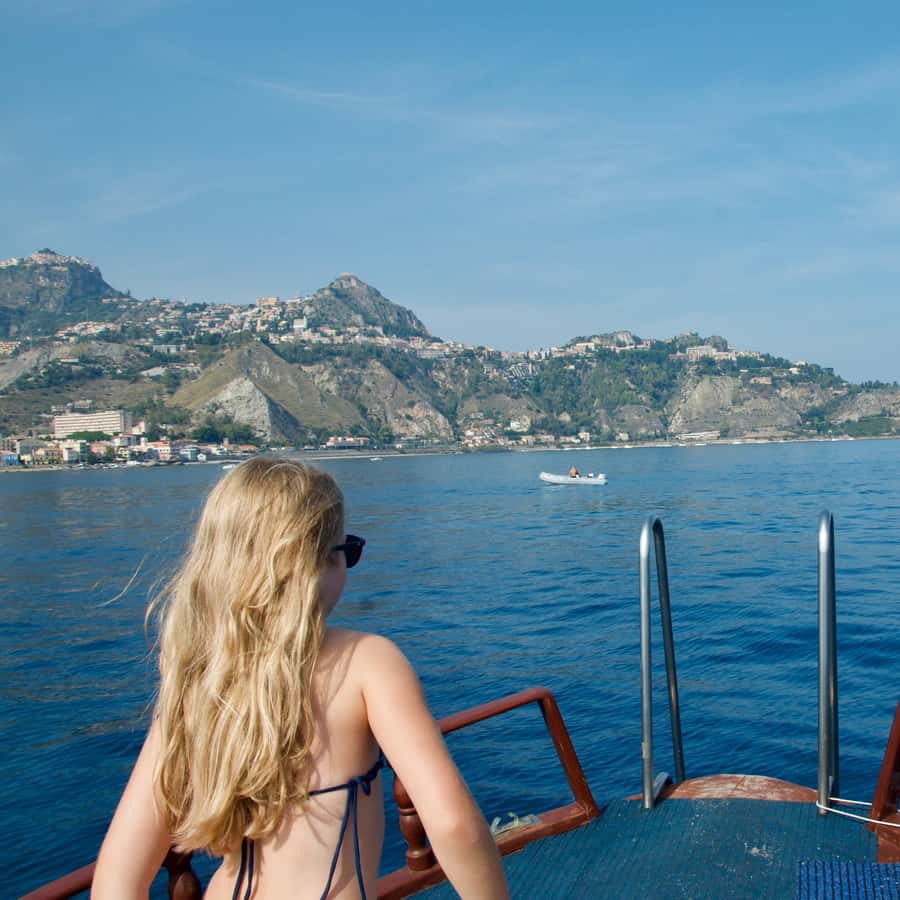 Taormina: White Lotus Tour | GetYourGuide