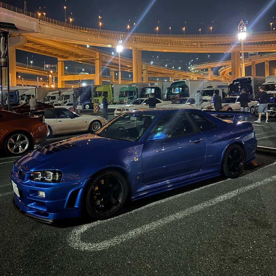 Daikoku-Autos treffen auf andere Autos | GetYourGuide