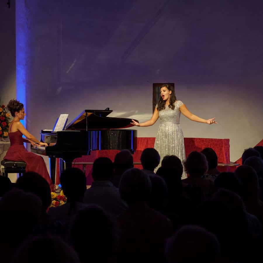 Siena: Italian Opera Concert with Artists Meet & Greet | GetYourGuide