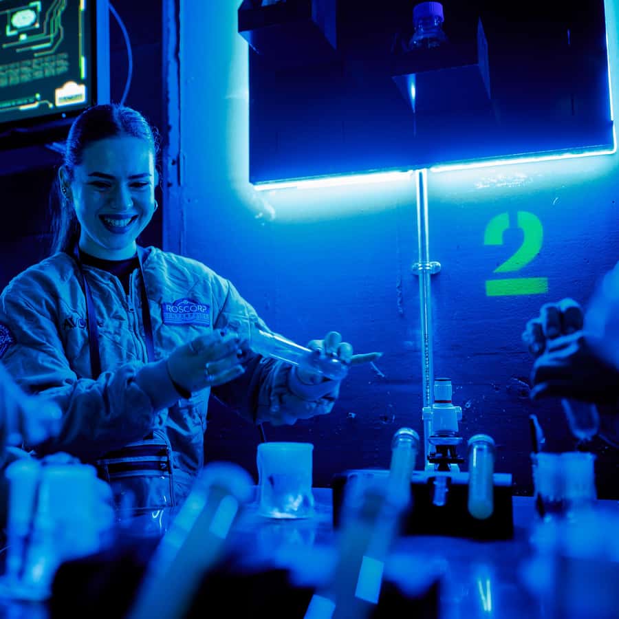 London: Avora New World Cocktail Experience with 3 Cocktails | GetYourGuide