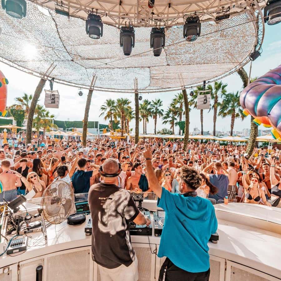 Ibiza Sunset Boat Party mit 3 Stunden offener Bar + 3 Club-Eintritte ...