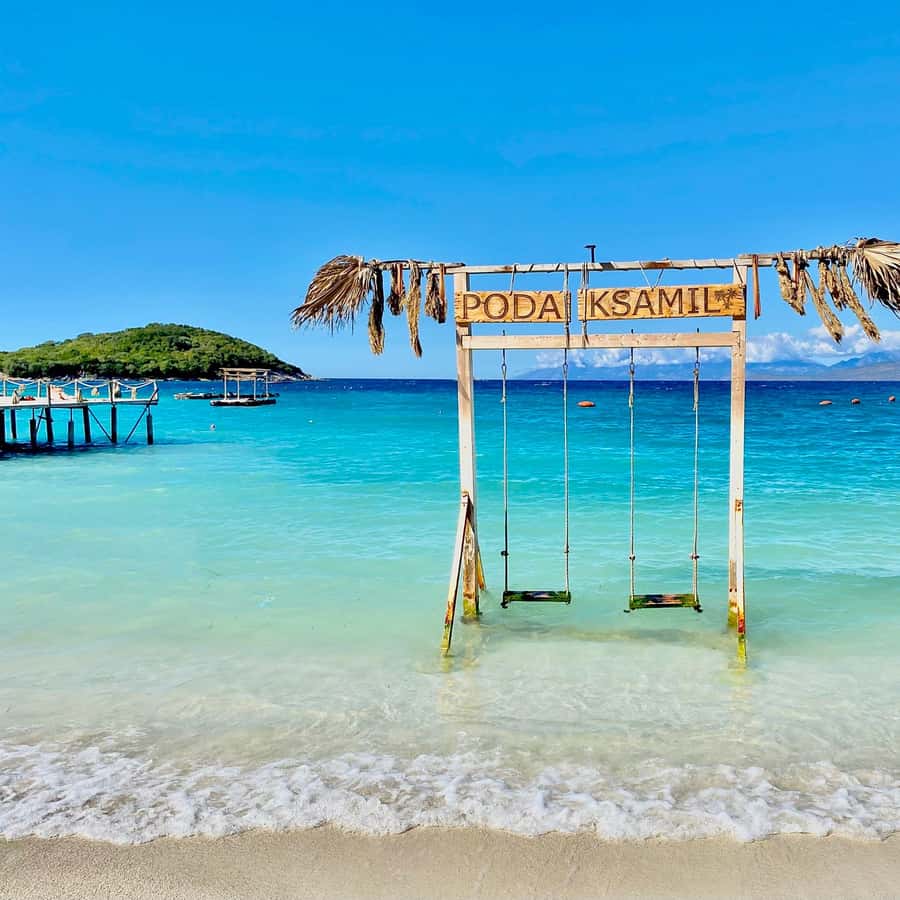 Von Tirana/Golem/Durrës: Blue Eye, Ksamil | GetYourGuide