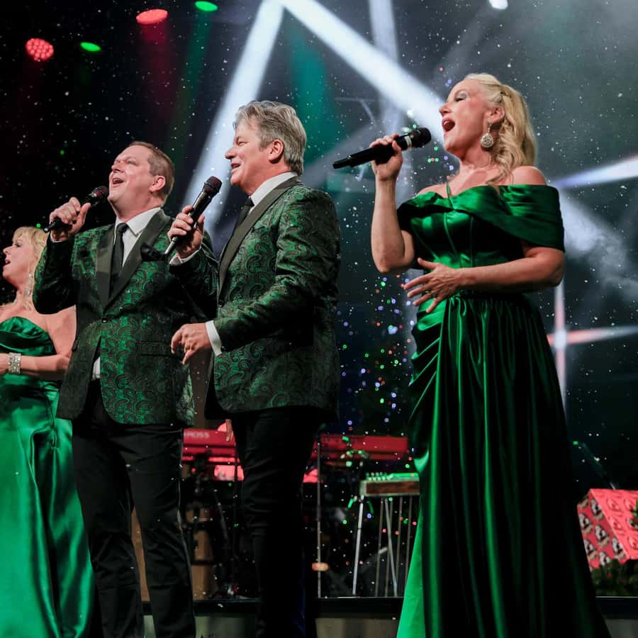 N. Myrtle Beach: Greg Rowles Legacy Theatre Christmas Show | GetYourGuide