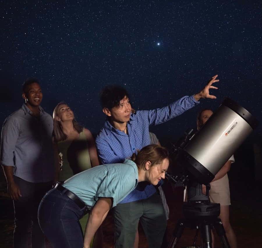 Uluru: National Park Astronomy Tour with Telescope and Photo | GetYourGuide