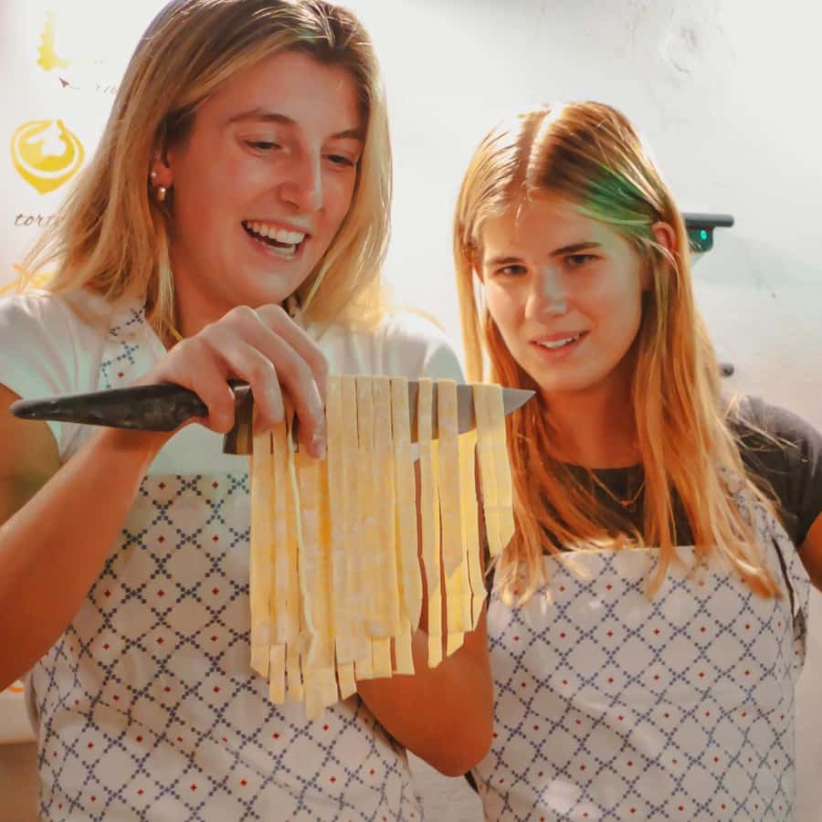 Rome: Pasta Cooking Workshop with 3 Spritz by the Colosseum | GetYourGuide