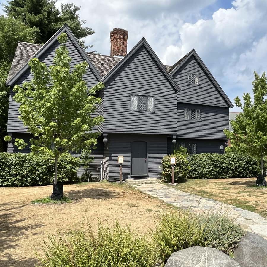 Salem Witch Tour from Boston by Train | GetYourGuide