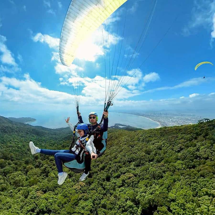 Da Nang: Paragliding with Views of Lady Buddha Statue 2025 | GetYourGuide