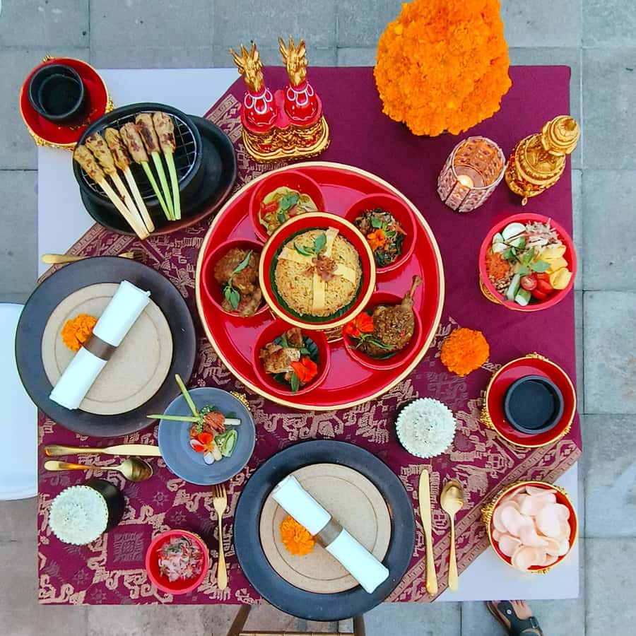 Ubud: Balinese Royal Dinner with Tropical Forest Views | GetYourGuide