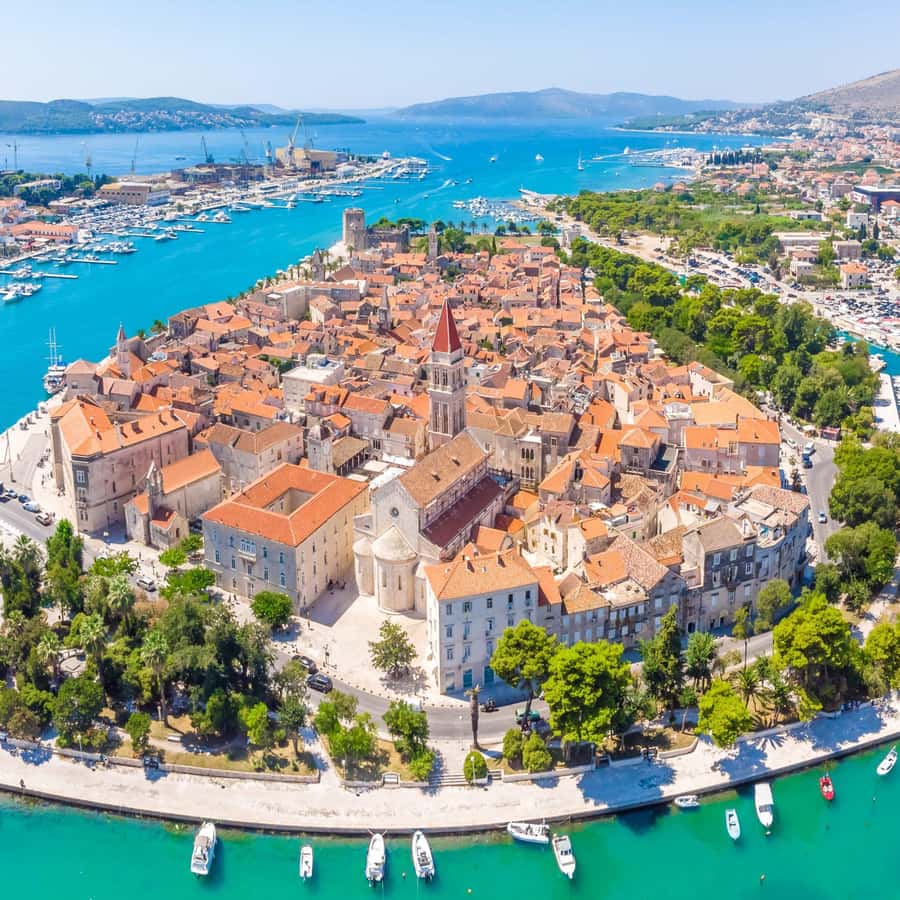 Split: Rundgang durch Trogir, Blaue Lagune und Schiffswrack-Kreuzfahrt ...
