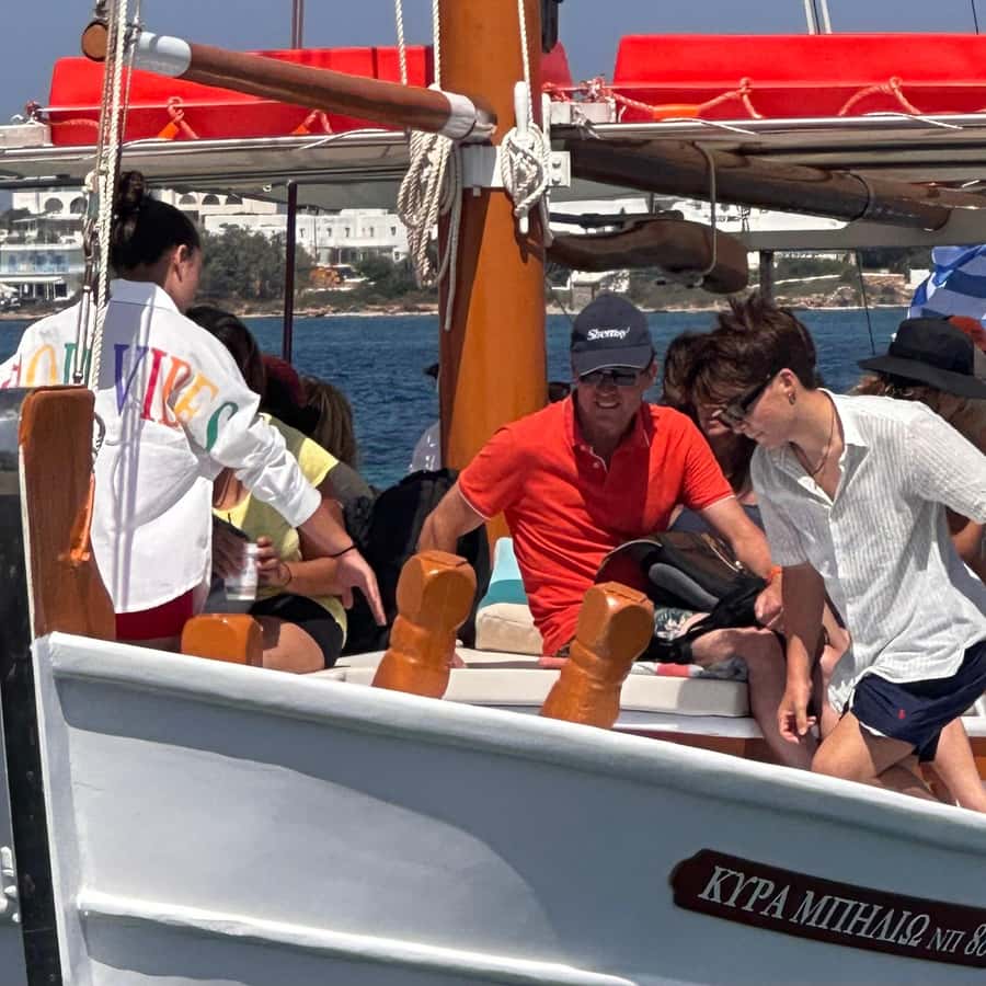 Pounta: Paros & Antiparos Cruise, Swimming & Seafood Lunch | GetYourGuide