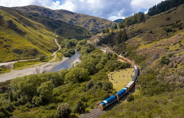 Dunedin : train de la gorge de Taieri et excursion aller simple à Queenstown | GetYourGuide