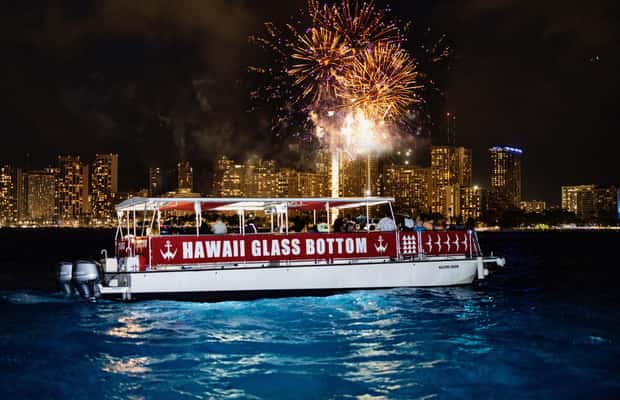 Oahu: Waikiki Friday Night Fireworks Cruise | GetYourGuide
