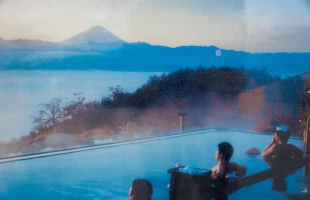From Tokyo: Mt. Fuji Sunrise Hot Springs Tour with Breakfast | GetYourGuide