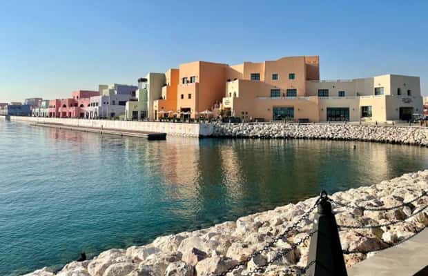 Doha: tour delle strade colorate e dell'atmosfera costiera del ...