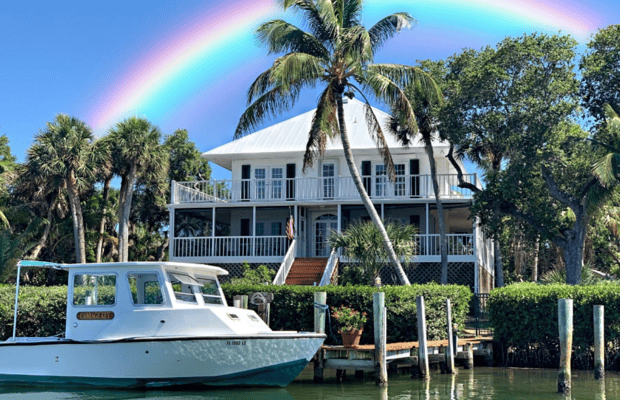 Punta Gorda: Boat tour to Cabbage Key and beaches. | GetYourGuide