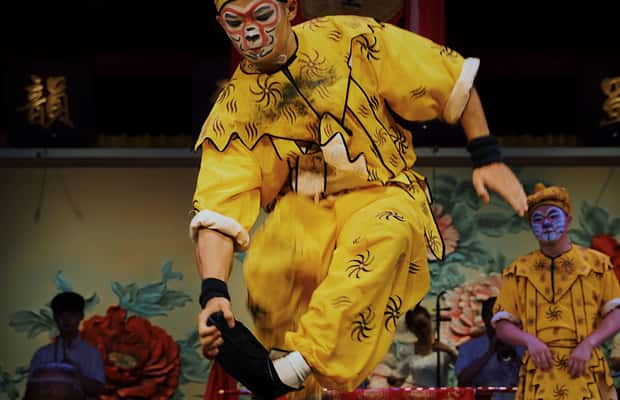 Chengdu: Sichuan Opera Show Ticket - Shu Feng Ya Yun | GetYourGuide