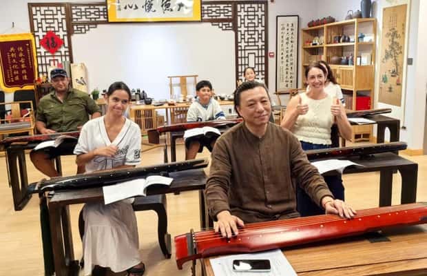 Peking-Kultur-Tour zum Mitmachen: Tee, Instrument, Kalligraphie ...