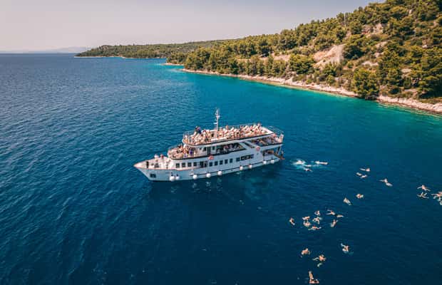 Split: Blue Lagoon, Shipwreck and Šolta with Food and Drinks | GetYourGuide