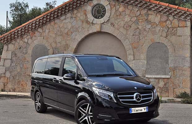 Parc Astérix: Privat transport fra/til Paris | GetYourGuide