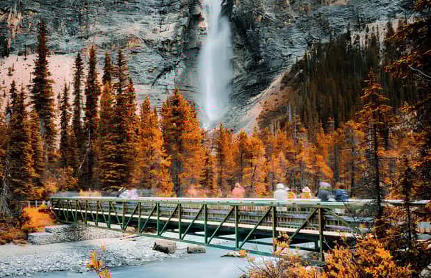 Emerald Lake, Wapta Falls & Takakkaw Falls in Yoho | GetYourGuide
