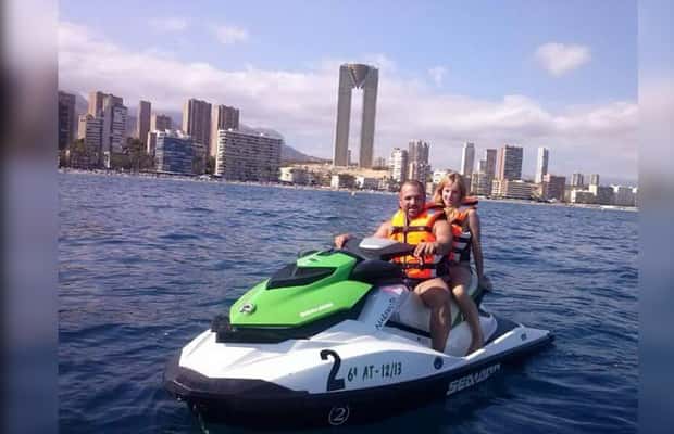 Benidorm : Excursion en jet ski avec moniteur (Poniente) | GetYourGuide