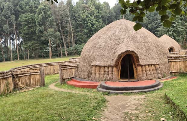 BIGOGWE : Rock Climbing and Cow Milking & Corn Roasting Tour | GetYourGuide