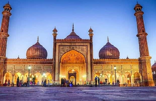 Delhi: Jama Masjid, Qutub Minar & Humayun's Tomb Guided Tour | GetYourGuide