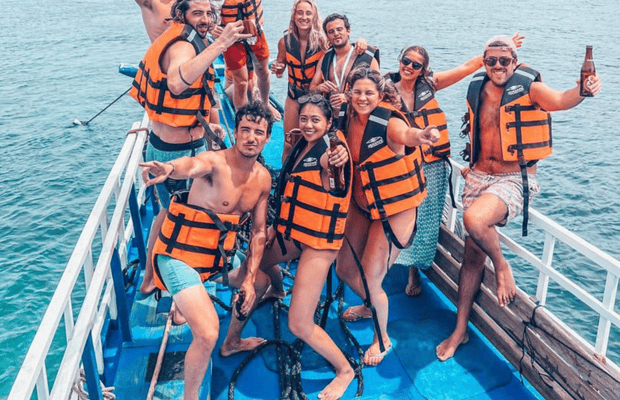 Palawan: 4-Tage-3-Nächte-Gruppenboot-Expedition von Coron nach El Nido | GetYourGuide