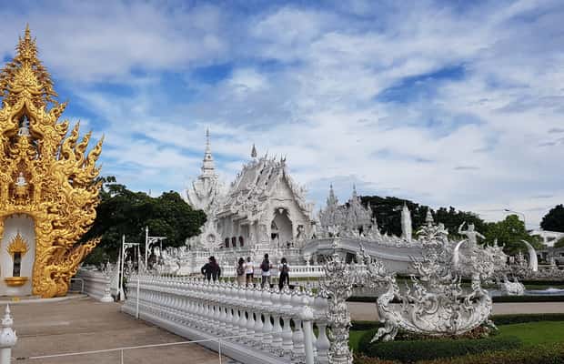 Chiang Rai Must-See Tour – 7 Icons, Lunch & Small Group(9pp) | GetYourGuide
