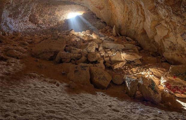 Guided Tour of Qatar’s Crystal Depths & Singing Sands | GetYourGuide