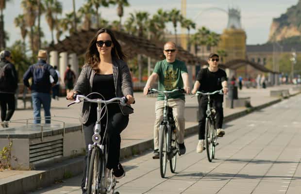 Barcelona: Rent Bike/E-Bike with Family – Explore Together | GetYourGuide