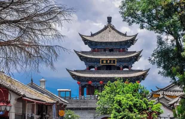 Dali: oude stad, drie pagodes en Longkan (ErHai) tour | GetYourGuide