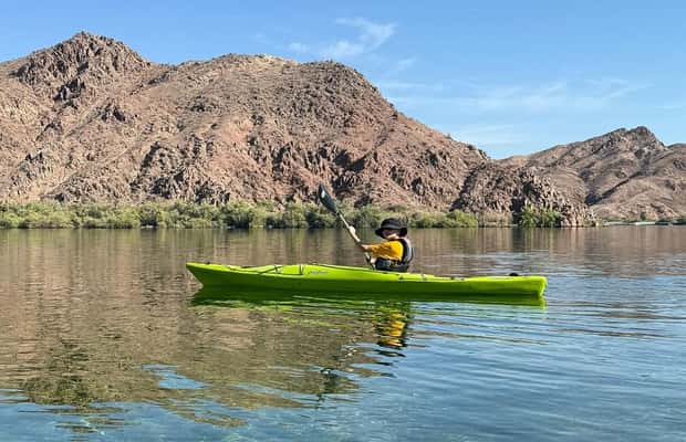 Las Vegas/Willow Beach: Guided Kayak Tour to Emerald Cave | GetYourGuide