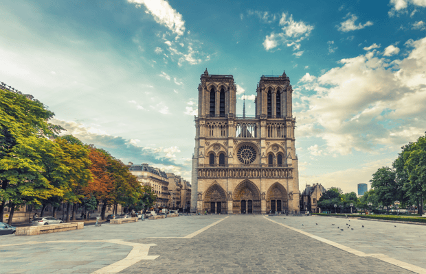 Paris: Notre Dame Introduction Tour with Direct Access | GetYourGuide