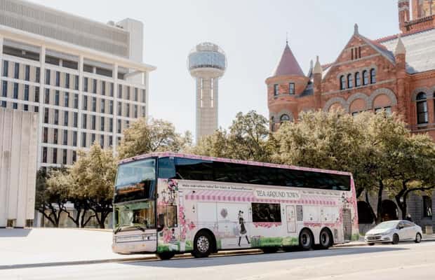 Dallas: tour en autobús por la ciudad con té y dulces | GetYourGuide