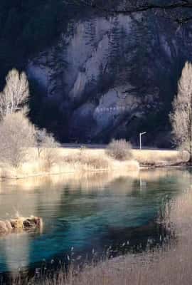 Jiuzhaigou Scenic Area Entrance Ticket + Sightseeing Bus | GetYourGuide