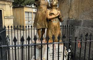 Another side of Bogota: guided walking tour of non-touristy places ...