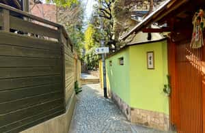 Tokyo: Imperial Palace and Kagurazaka Hidden History Tour | GetYourGuide