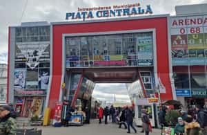 Chisináu: tour gastronómico por el mercado central con degustaciones ...