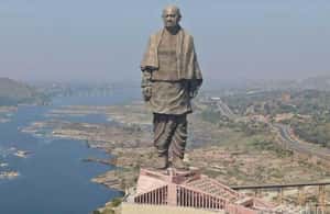 Surat: Full-Day City Tour with Lunch and Shopping | GetYourGuide