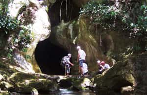 San Ignacio: Ganztagestour zur Actun Tunichil Muknal (ATM) Höhle ...